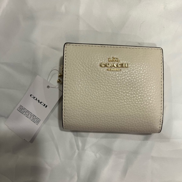 Coach | Accessories | Coach Cream Snap Wallet Originalnew | Poshmark